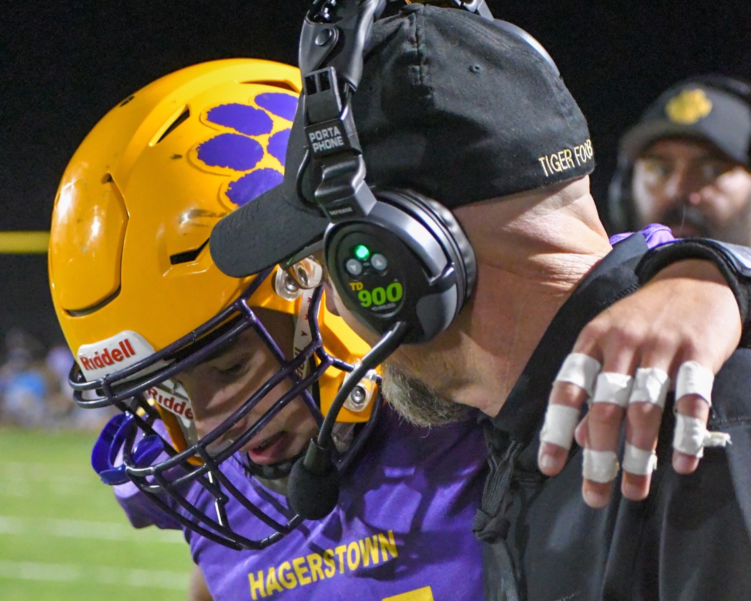 Tigers defeat Lions 41-0 for homecoming win - Western Wayne News