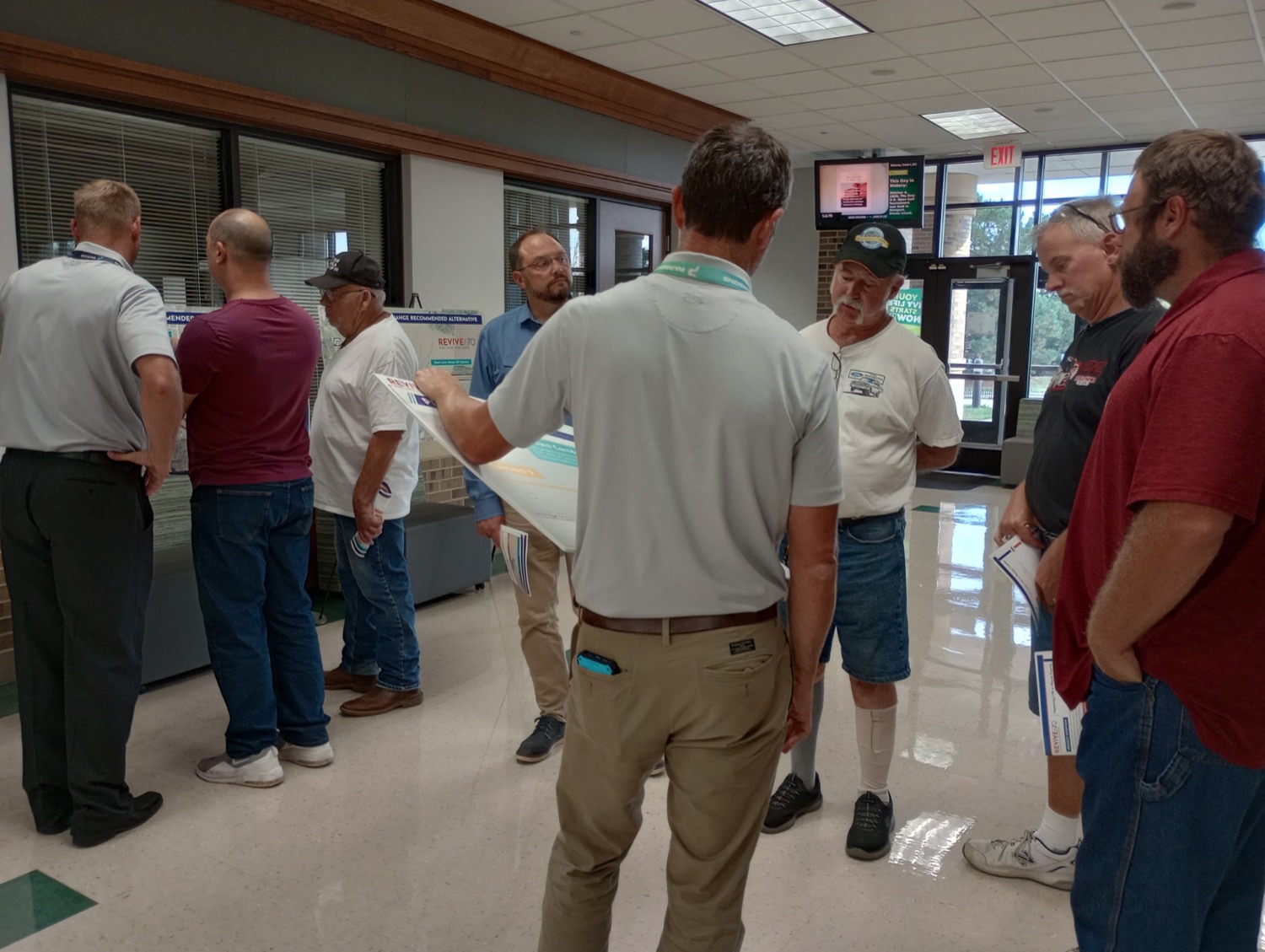 Residents provide feedback on I-70 plan - Western Wayne News