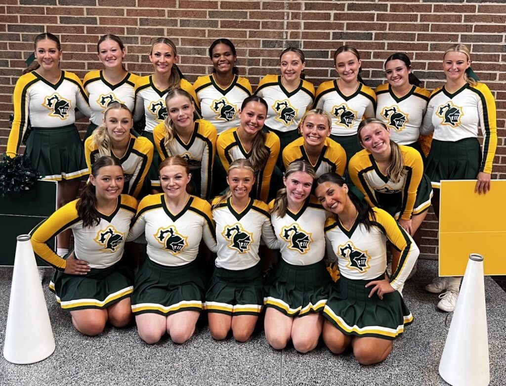 Knights, Bulldogs compete for state cheer awards - Western Wayne News
