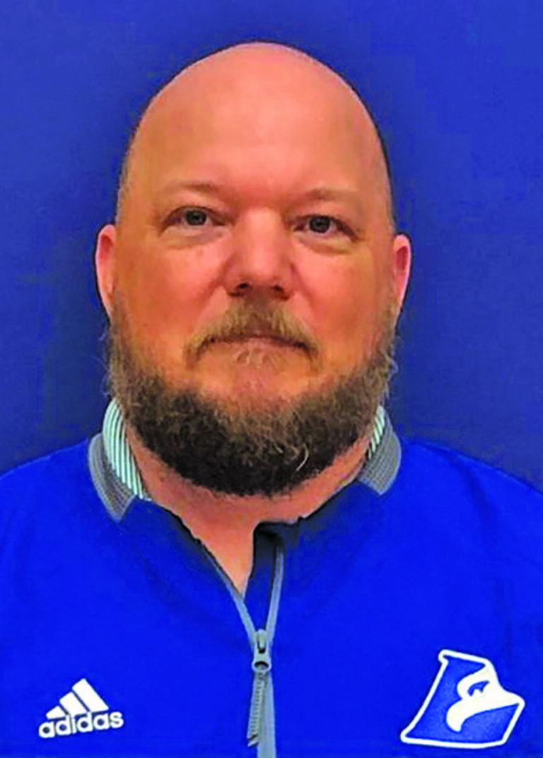 Lincoln football coach resigns - Western Wayne News