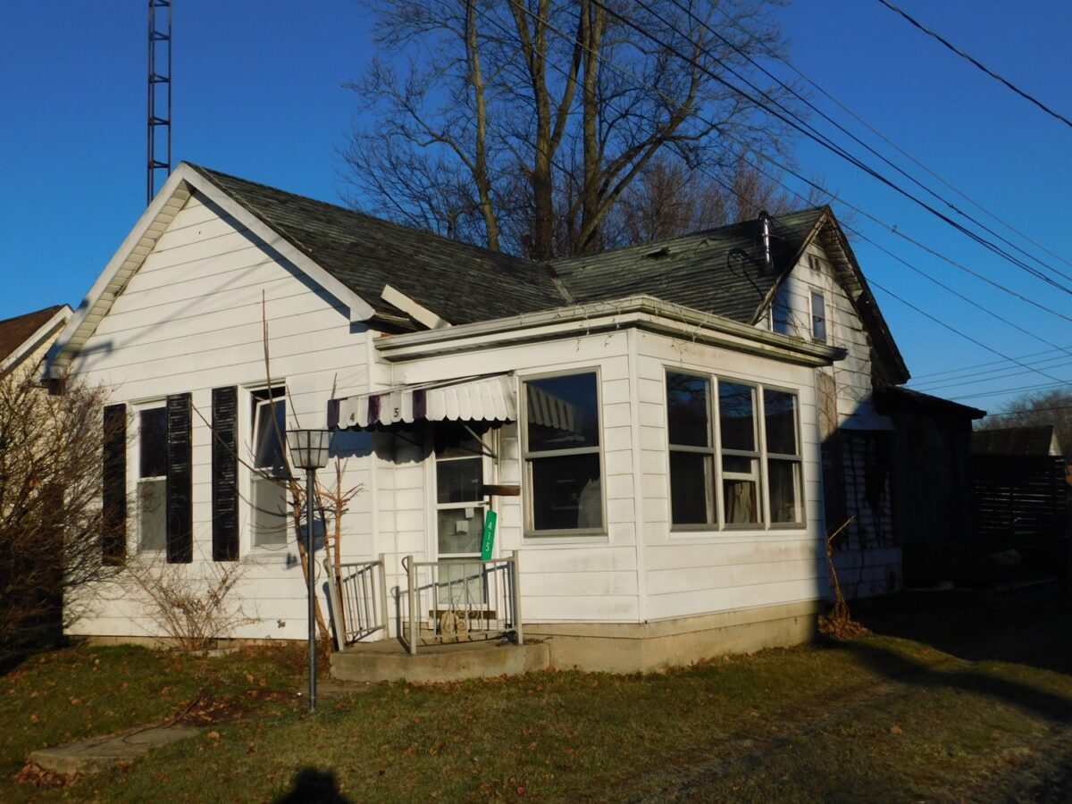 Council agrees 3 homes need demolition - Western Wayne News