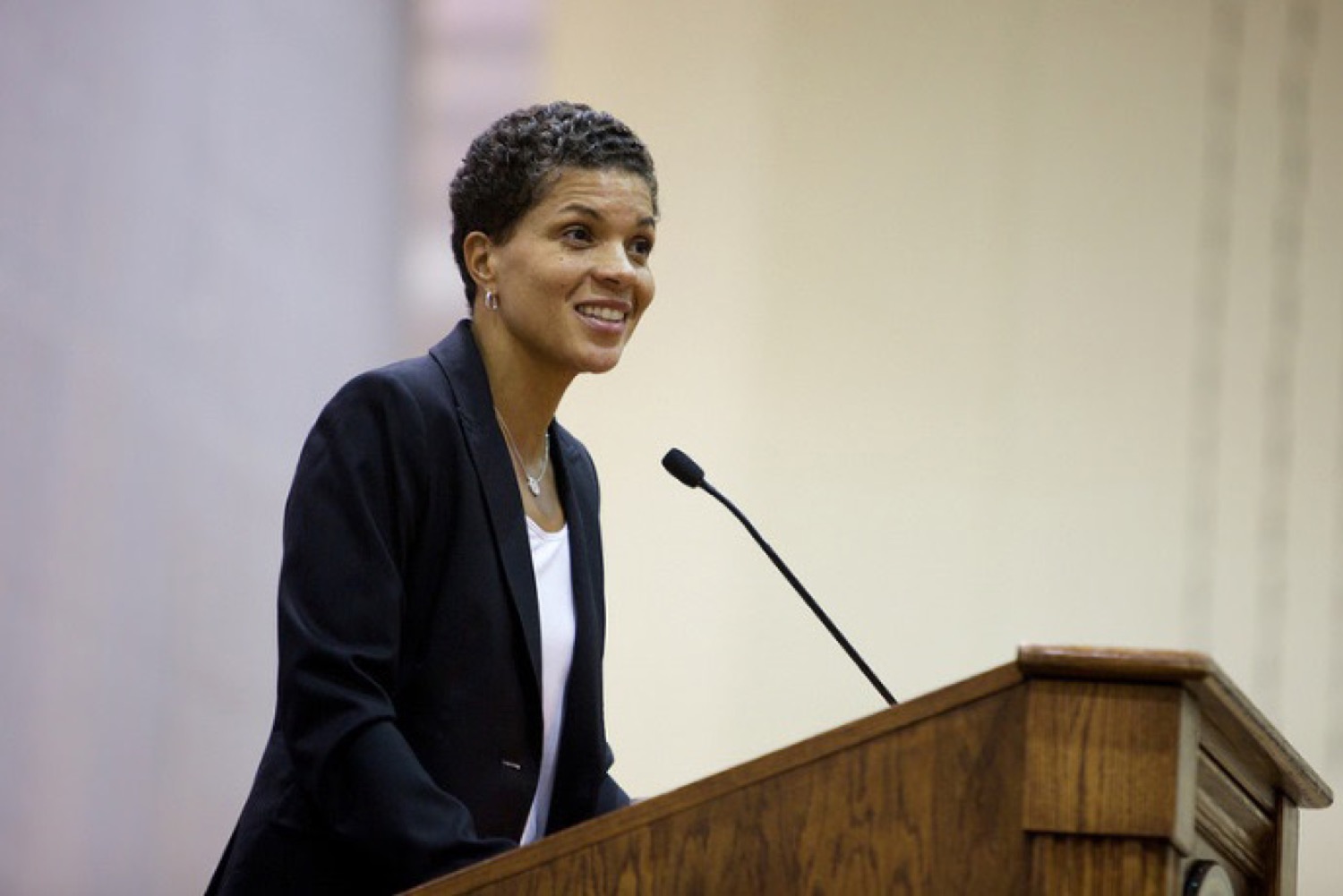 Bestselling author speaking at MLK event - Western Wayne News