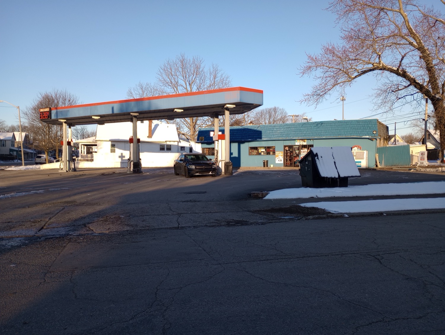 Gas station receives OK for illuminated signs - Western Wayne News