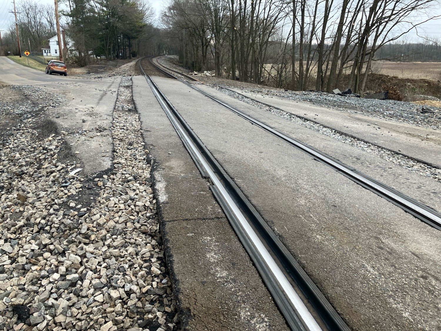 Town officials seek RR crossing answers - Western Wayne News