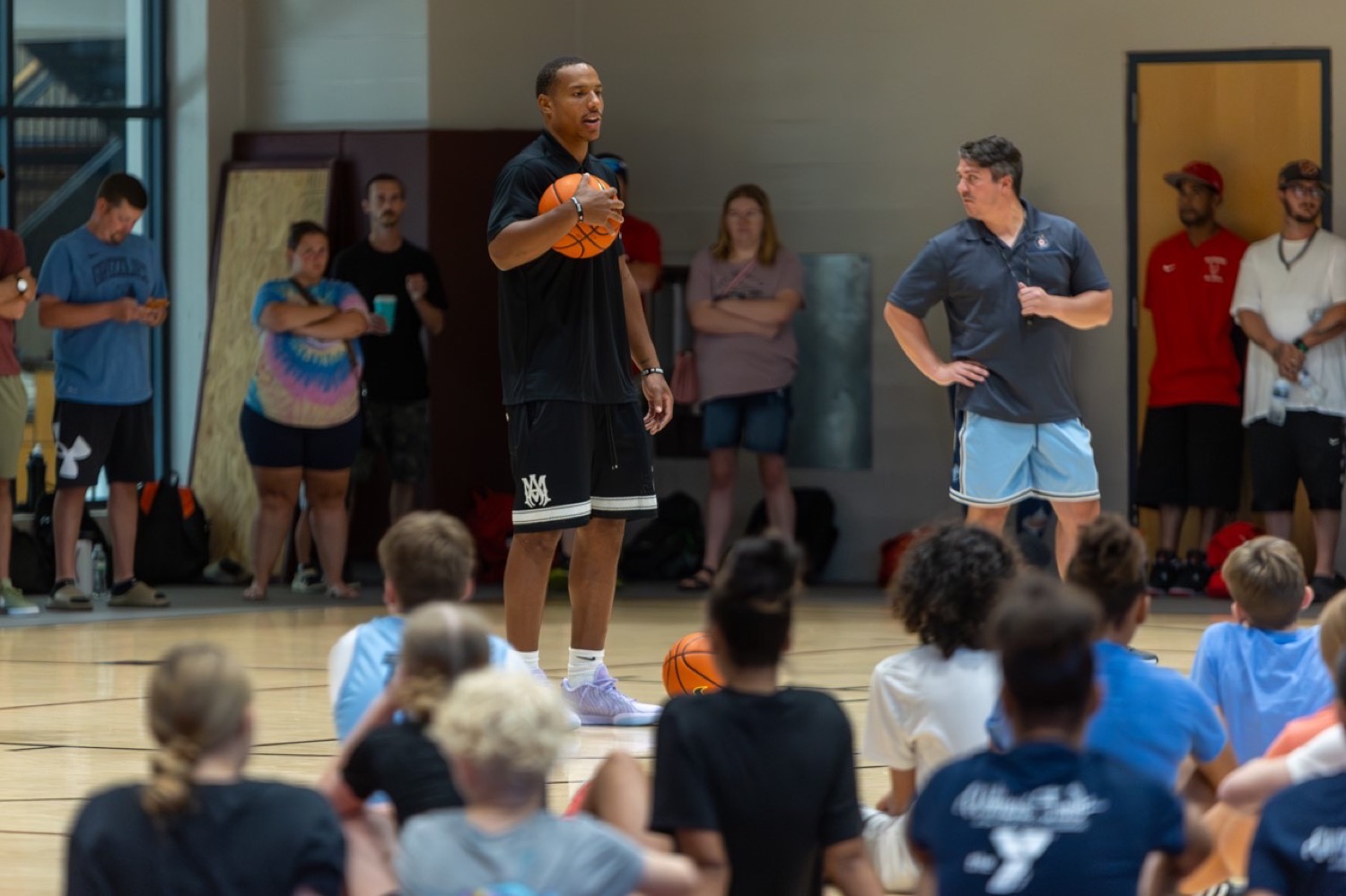 Photos: Grizzlies star Bane returns to support area youth - Western ...