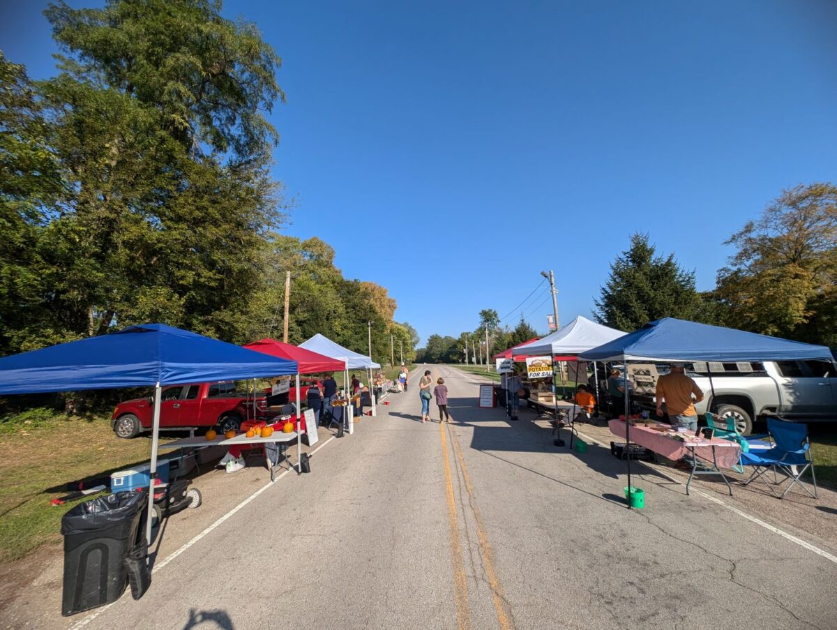 Farmers market joins town nonprofit - Western Wayne News
