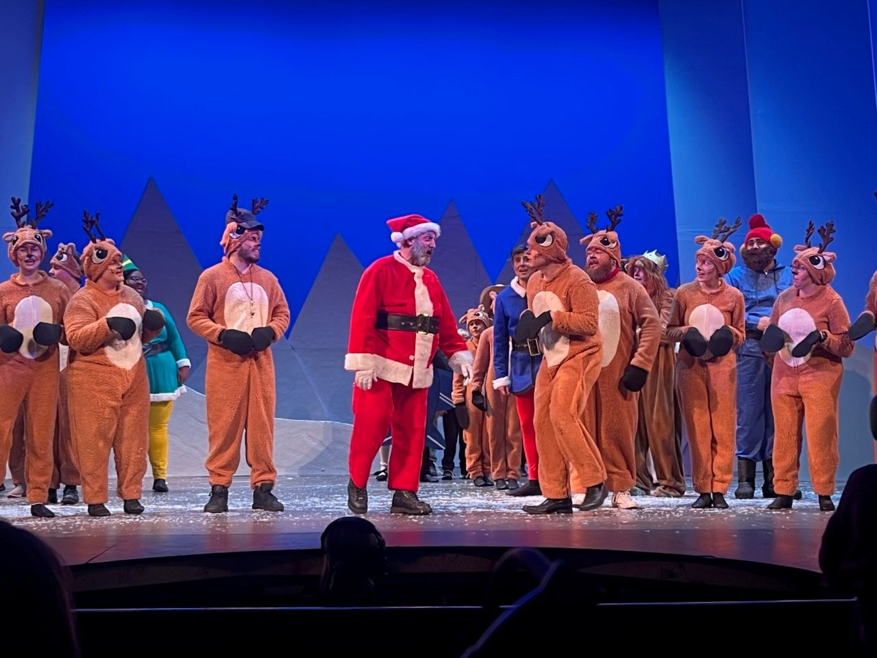 ‘Rudolph’ brightens theater stage - Western Wayne News