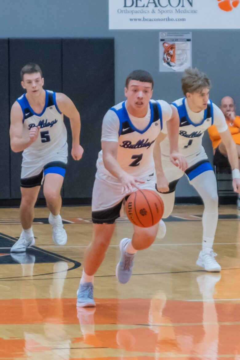 Centerville captures 5th - Western Wayne News